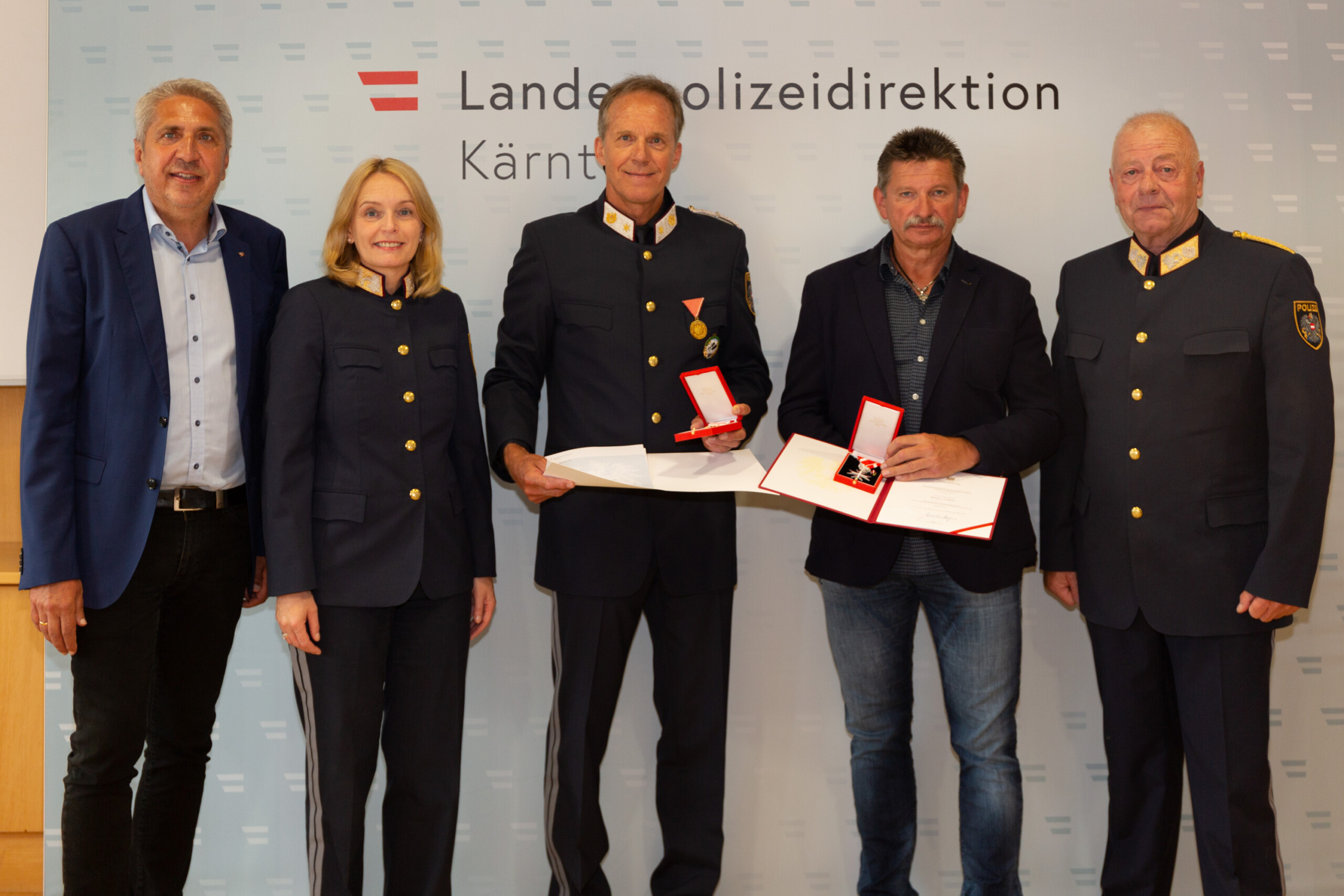 Festakt in der Landespolizeidirektion - Portale News