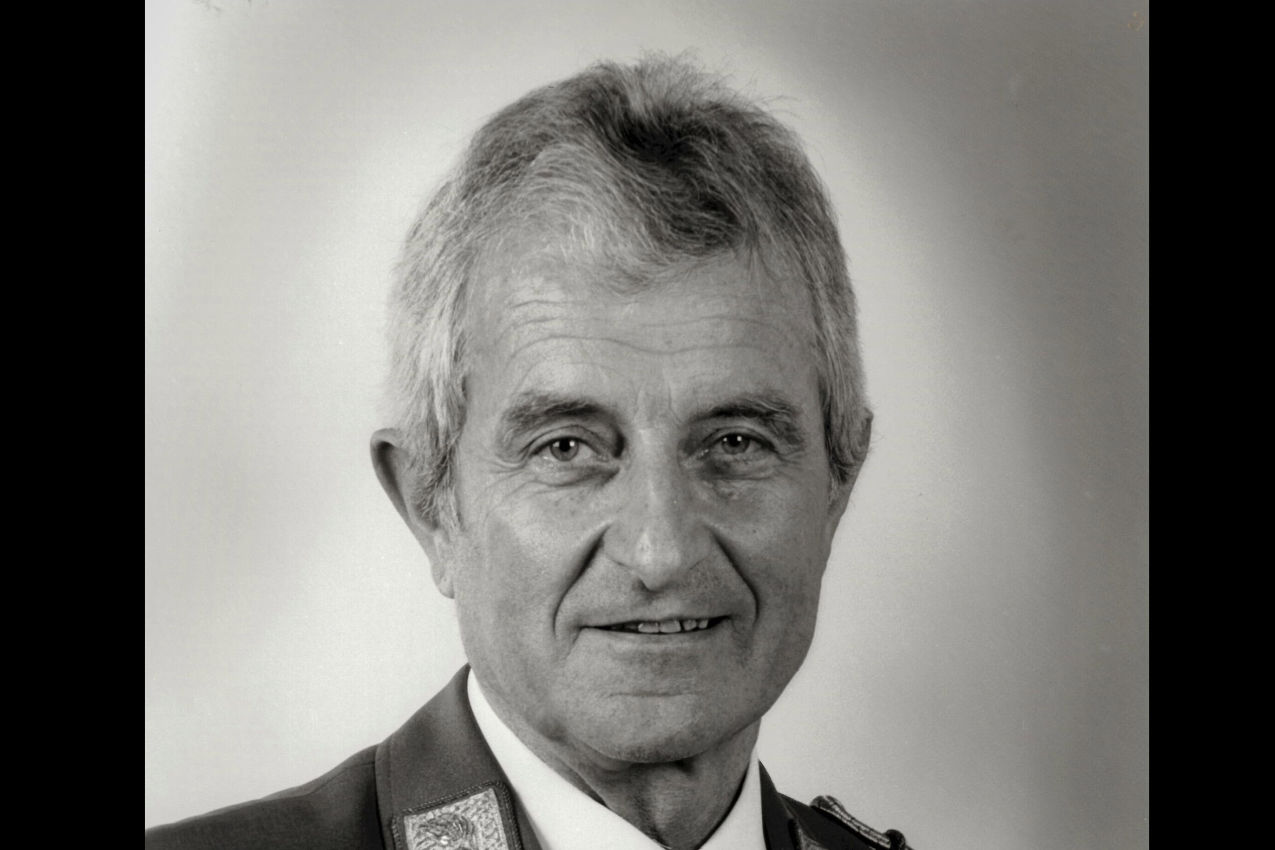 Ehemaliger Landesgendarmeriekommandant verstorben - Portale News